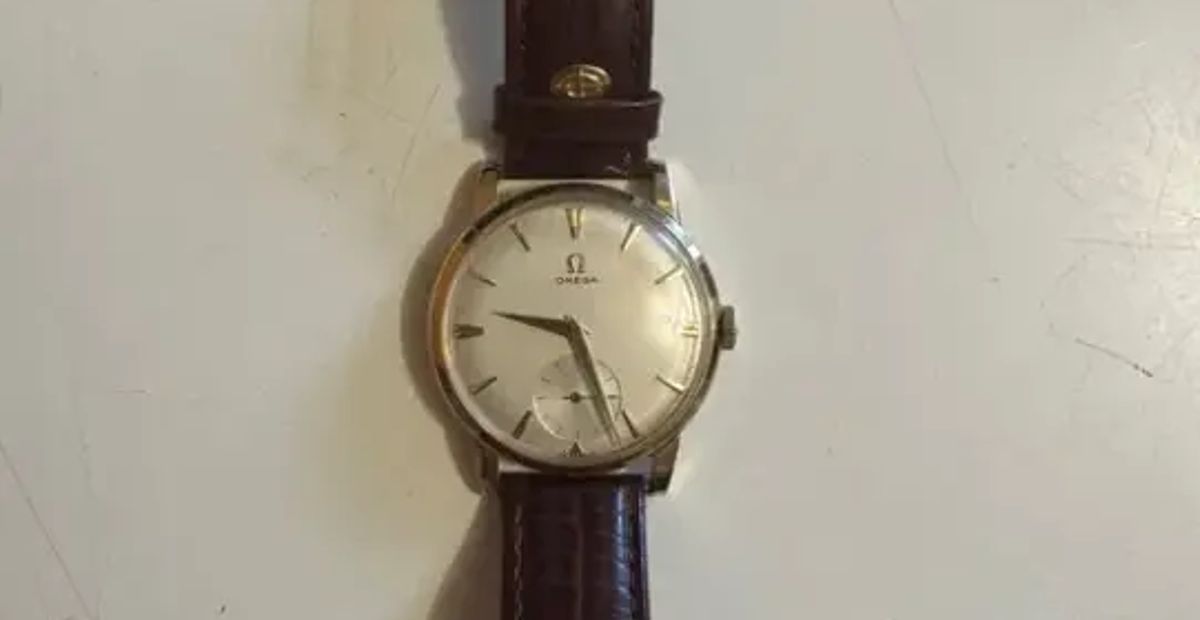 Rare Omega Genève – 18K Gold “Post Tenebras Lux” Engraved Watch – Help ...