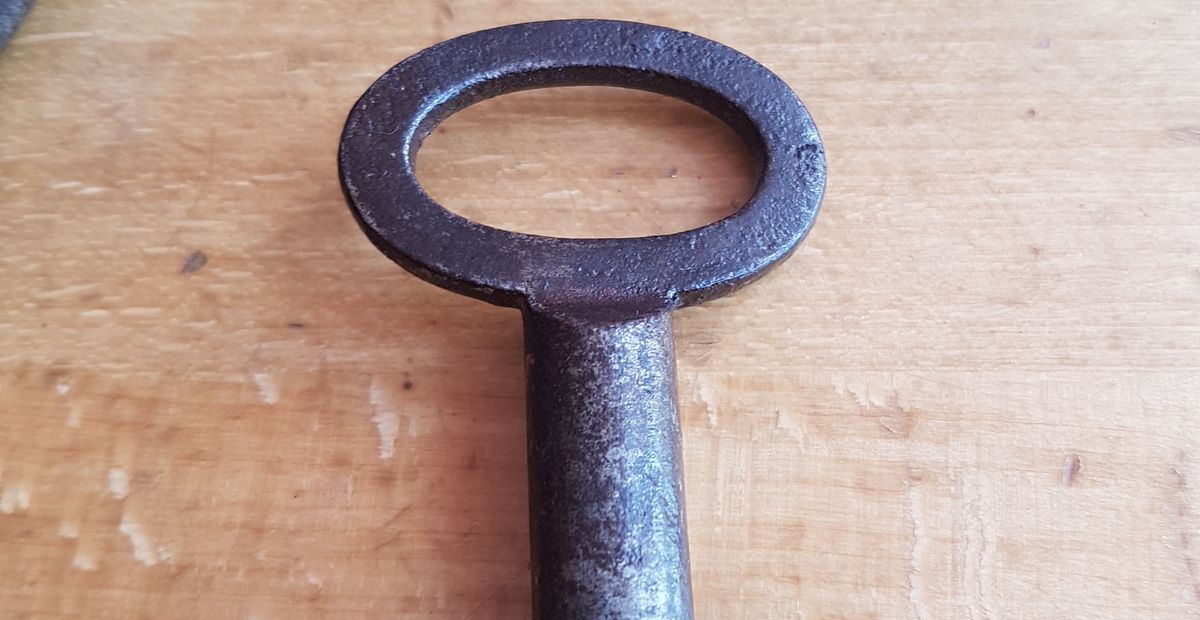 Watch guys and vintage locks | Omega Watch Forums