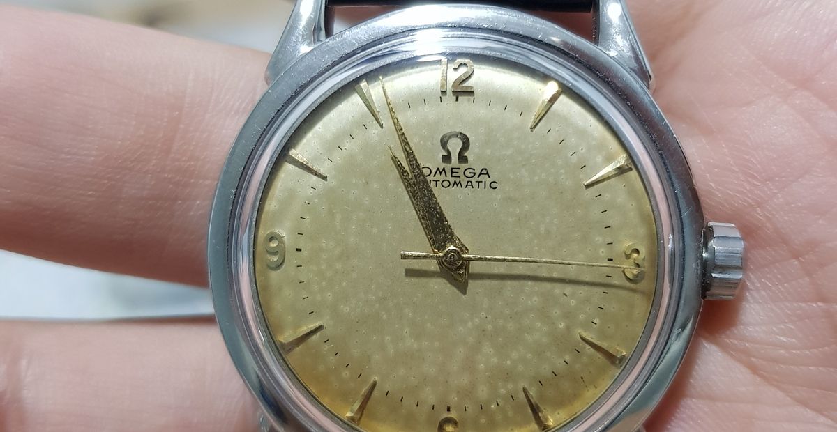 Omega Cal. 351 - wrong caseback? | Omega Watch Forums