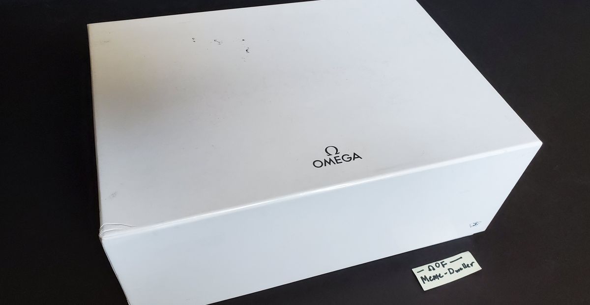 SOLD - OMEGA Wooden Lacquered Gloss Presentation Box Set | Omega Watch ...