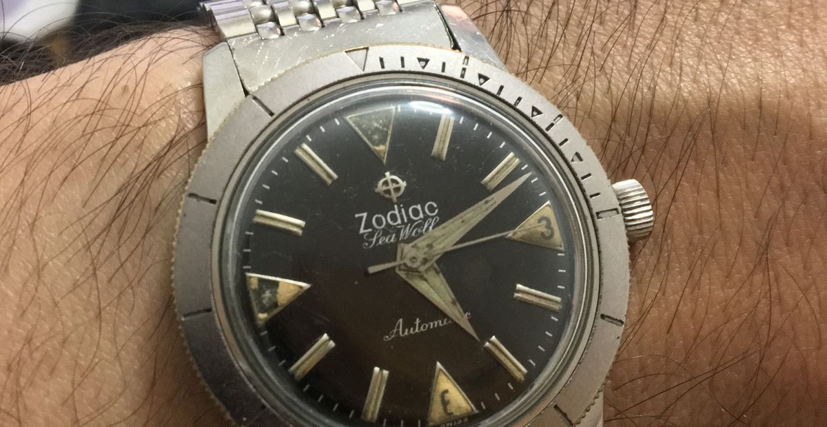 Zodiac seawolf around 1970 :-(, my watchmaker gave up on me!! Cal 70-72 ...