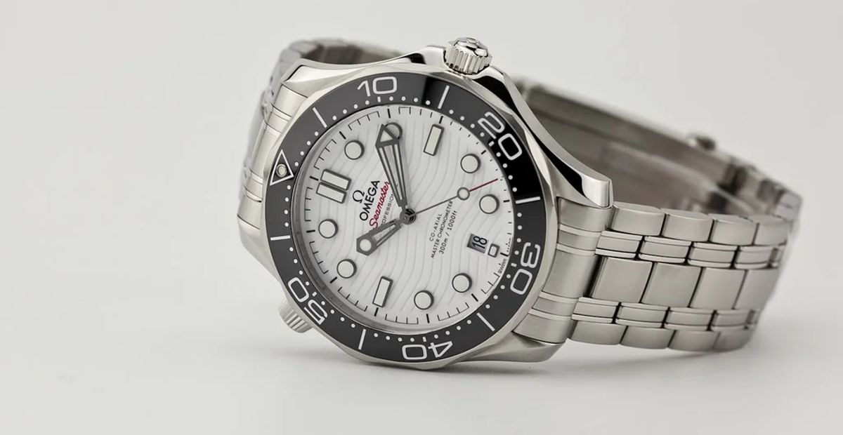 FSOT - Omega Seamaster 300M - White Dial - 42mm - 210.30.42.20.04.001 ...