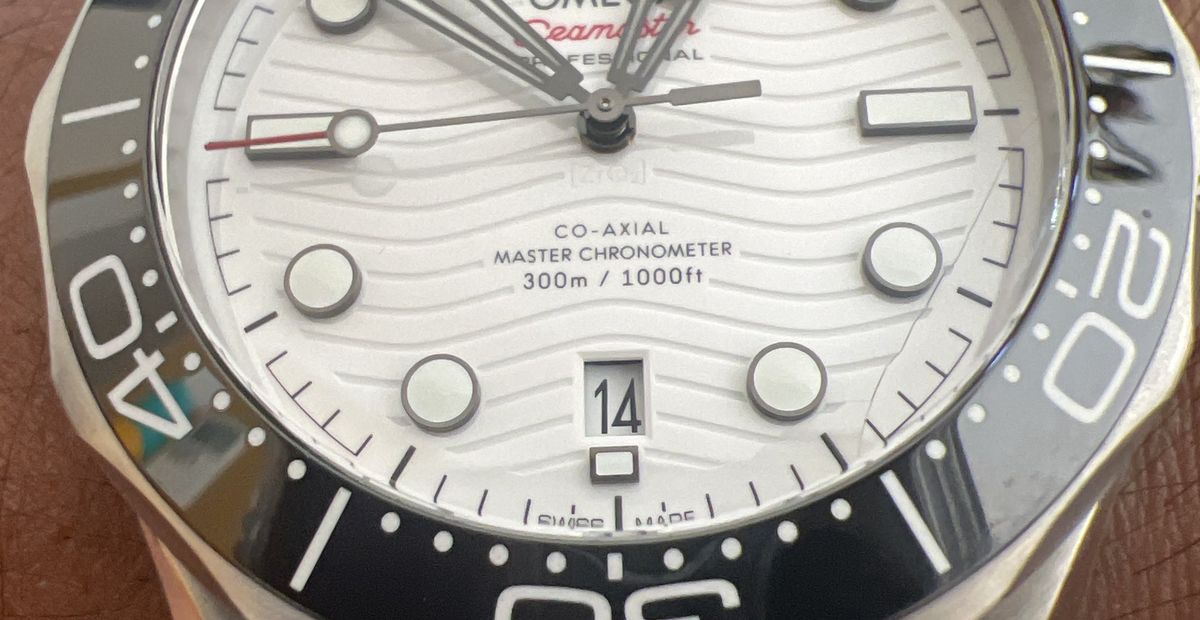 6 month Omega dial Cracked | Omega Watch Forums