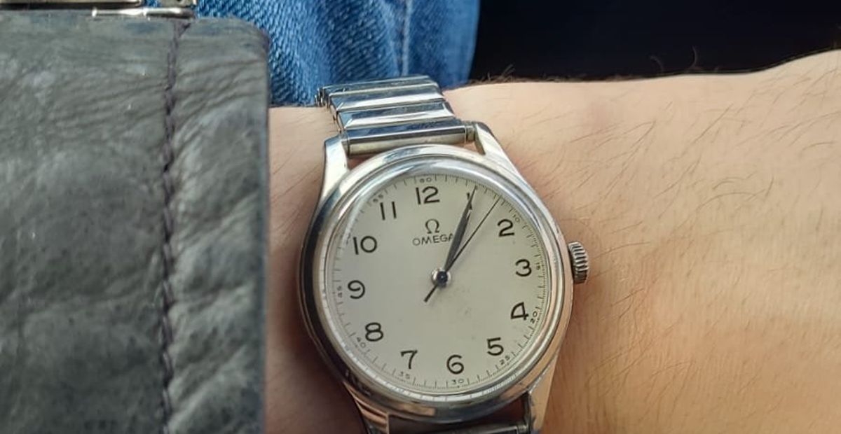 Period correct strap for 2384 | Omega Watch Forums