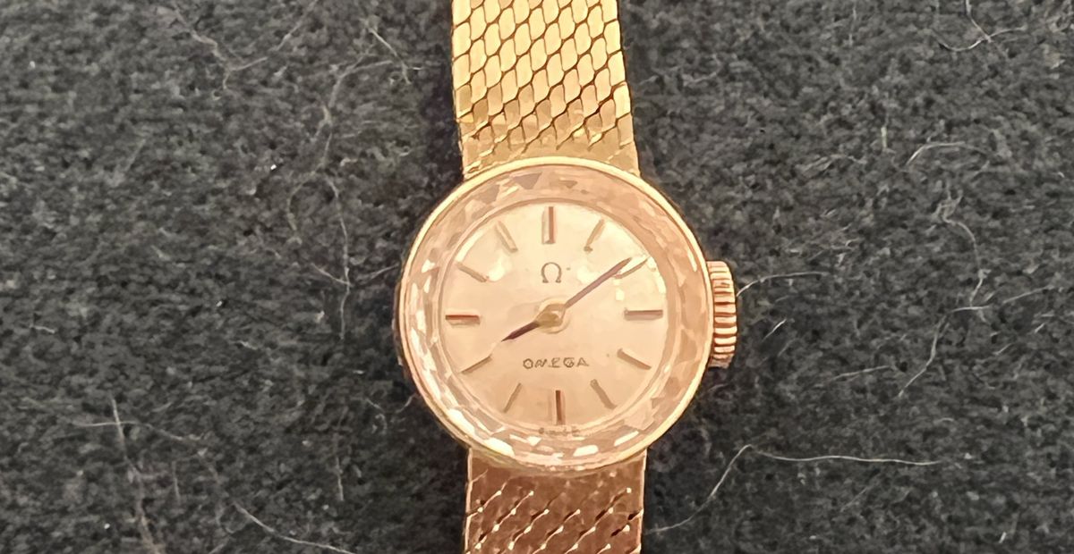 Help Identifying - Ladies circa 1970s? | Omega Watch Forums