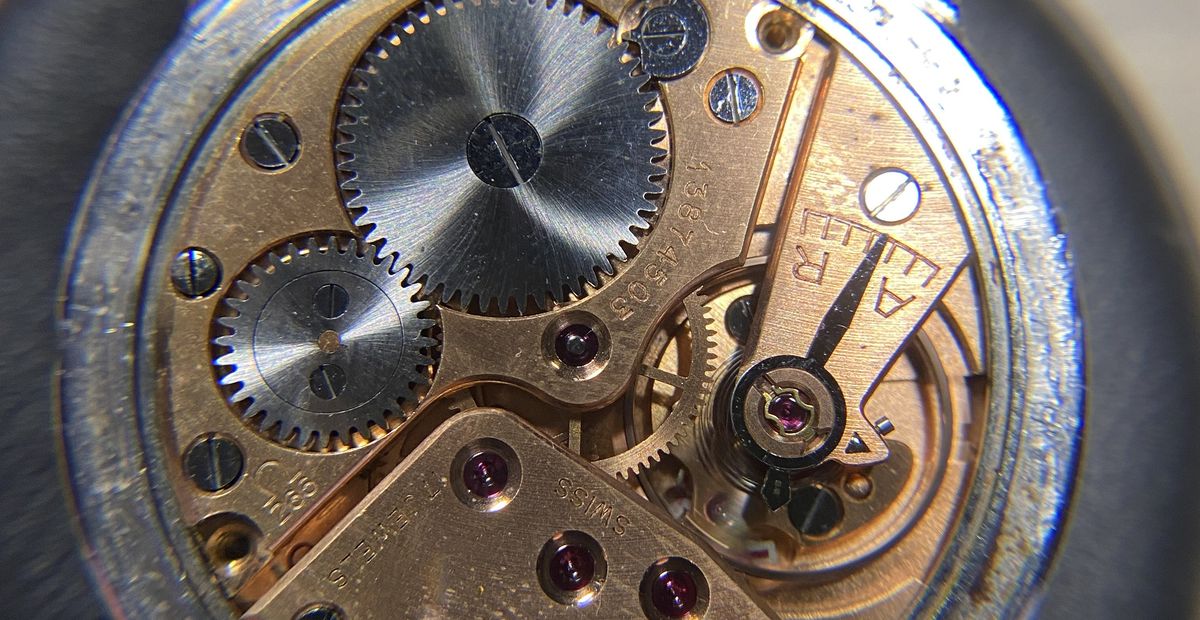 How to remove the cal. 266 from this Geneve Jumbo 2748 | Omega Watch Forums