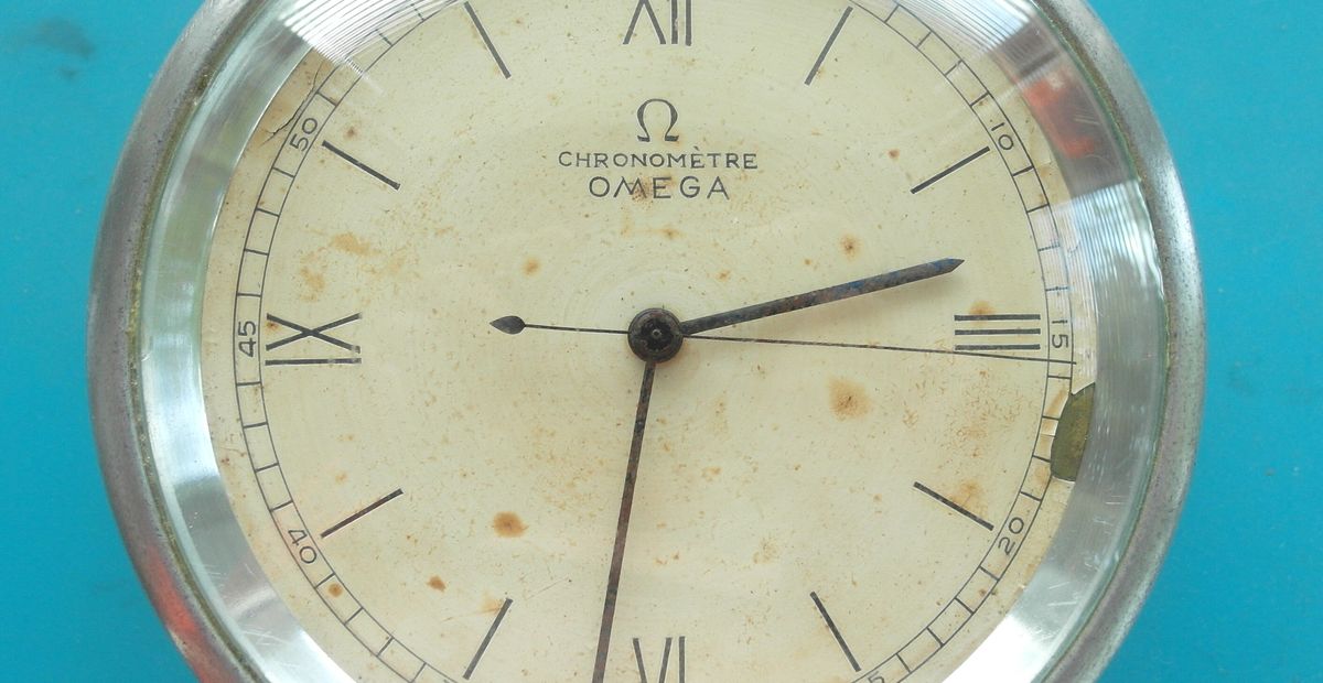 FS - OMEGA Vintage Jumping Second Shopfront Chronometre Clock Cal. 59 ...