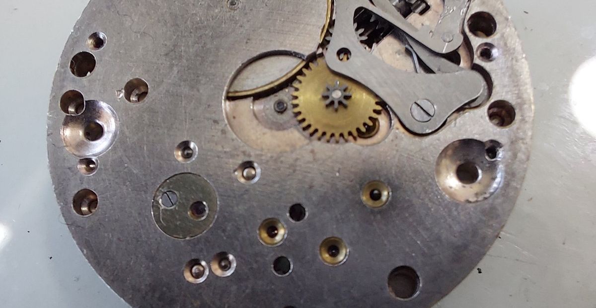 Need help identifying/locating this cal. 26.5 part | Omega Watch Forums