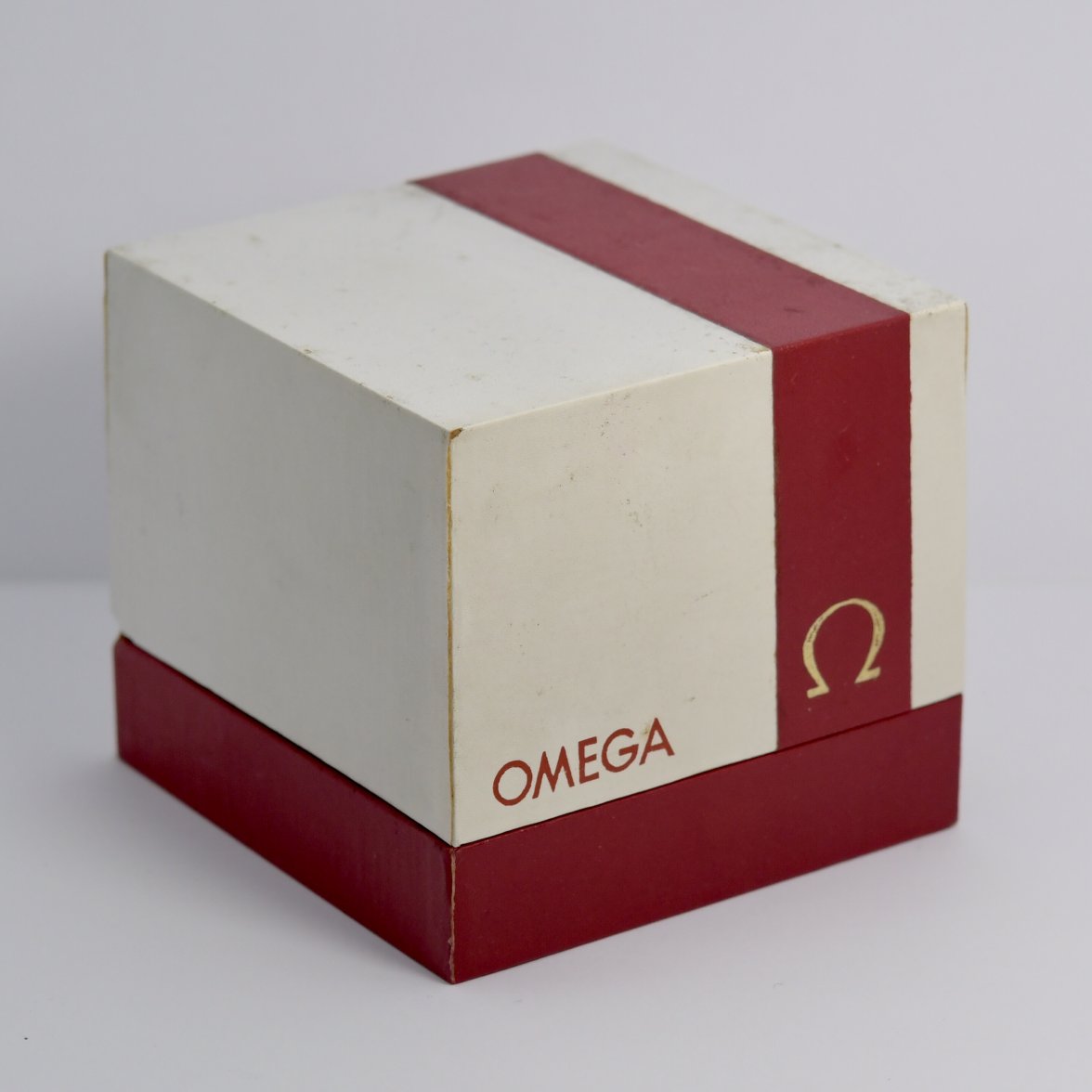 SOLD - Omega Cube Box | Omega Forums