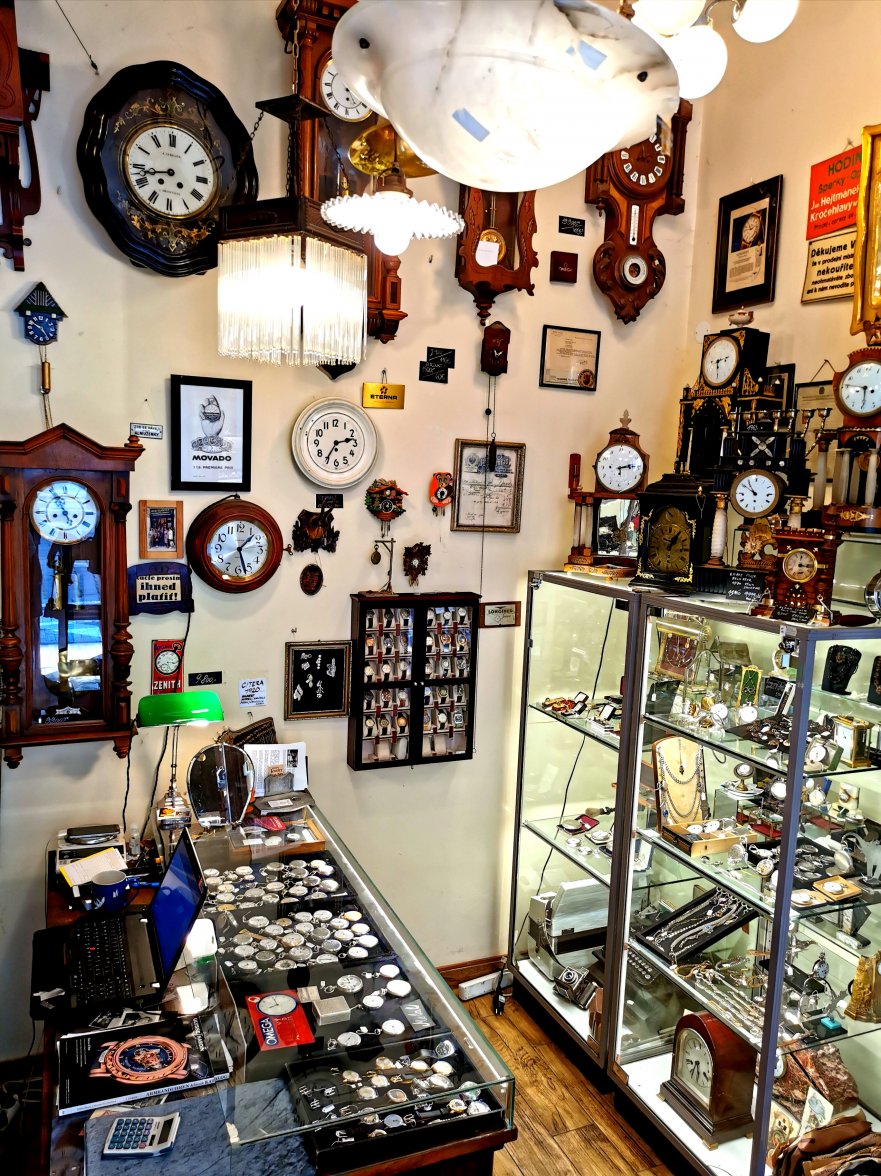 Little vintage watch store | Page 2 | Omega Forums