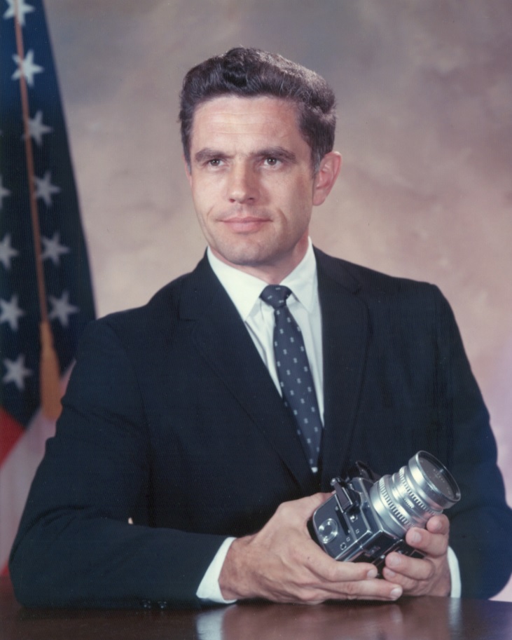 Hasselblad, the First Camera Worn on the Moon | Page 2 | Omega Forums