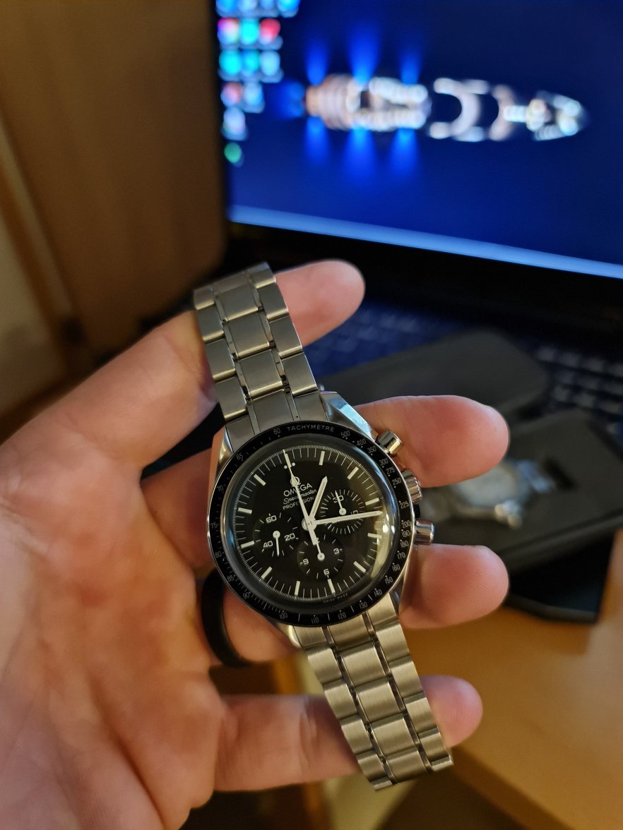 Omega speedmaster moonwatch sapphire case back. | Omega Forums