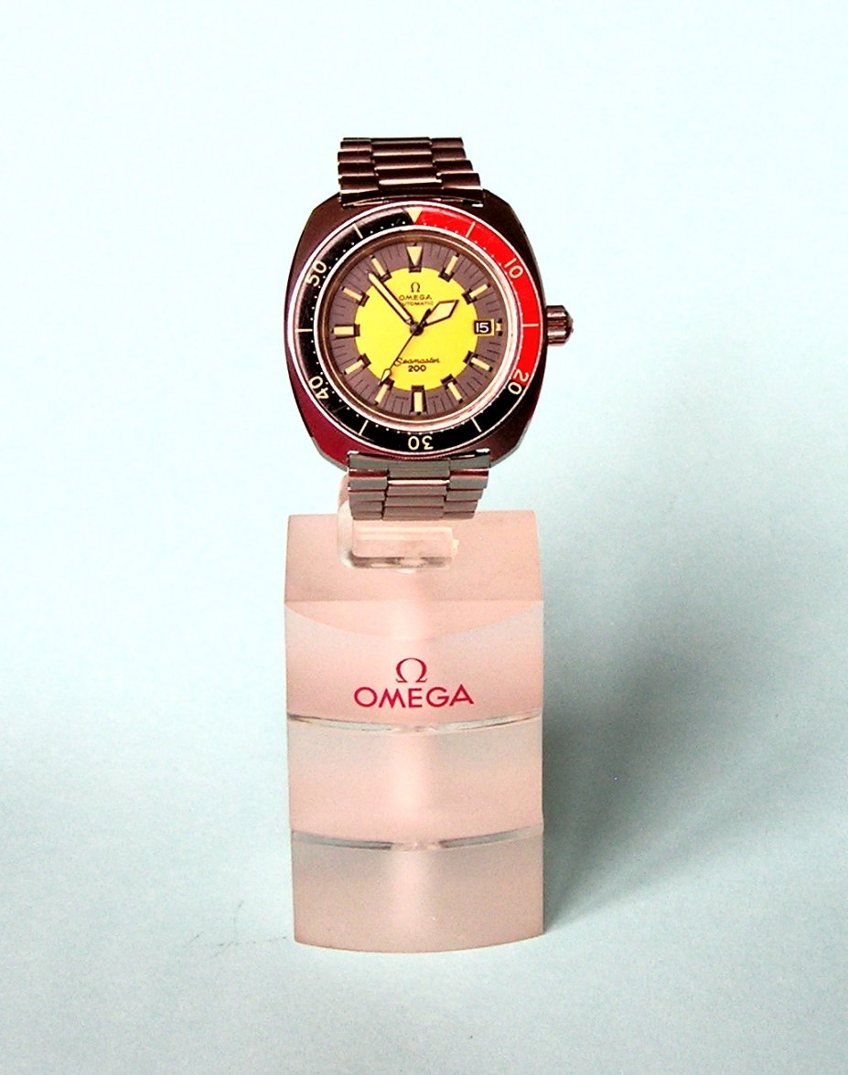 SOLD - - Original Omega Perspex watch display stand. | Omega Forums