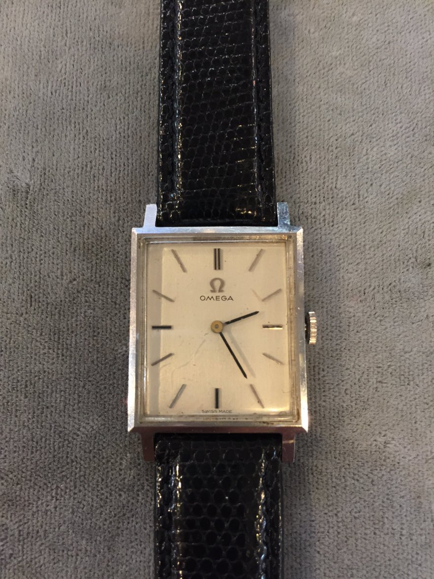 Can anyone identify this vintage model? | Omega Forums