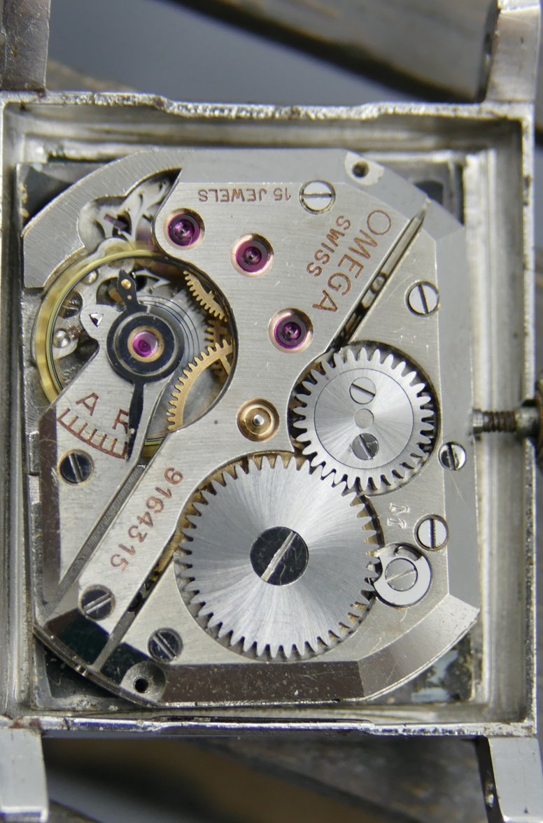 Help identify reference/model | Omega Forums