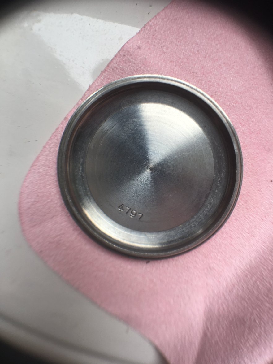 Identifying a case back | Omega Forums