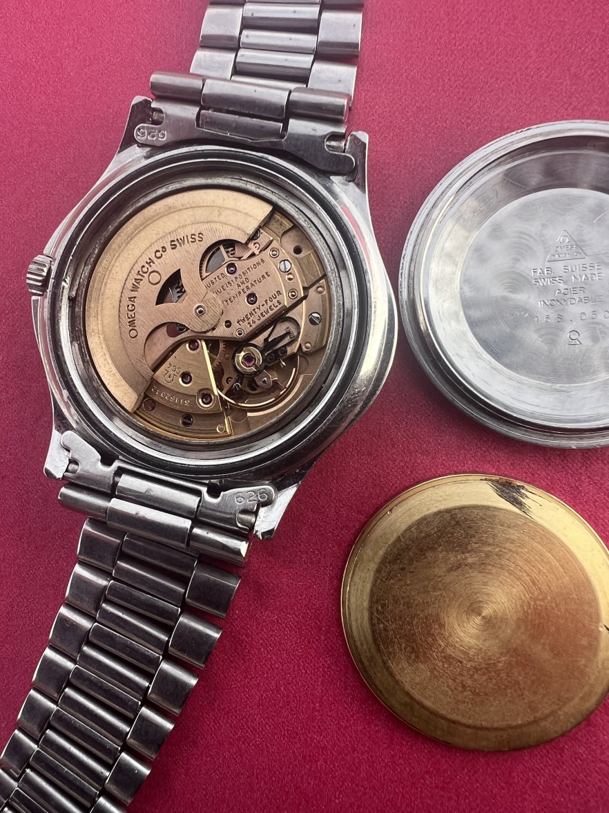 SOLD - Omega Racing Dial Seamaster 564 Chronometer Anti-Magnetic ...