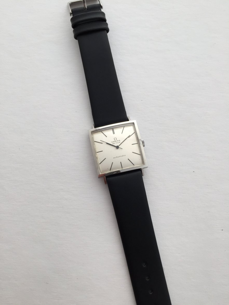 SOLD - Ultra-Thin / ‘Superflat’ Omega De Ville, Square case, cal 711 ...