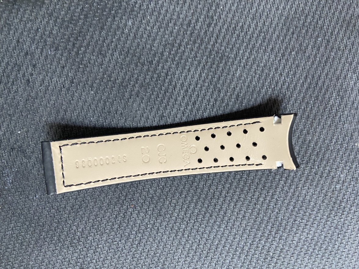SOLD - Omega Speedmaster Rally/Racing Strap 98000024S $125 | Omega Forums