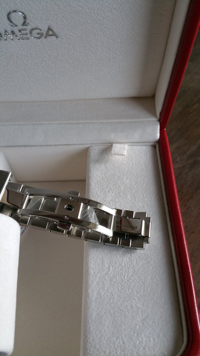 Omega Aqua Terra Pictogram Card? | Omega Forums