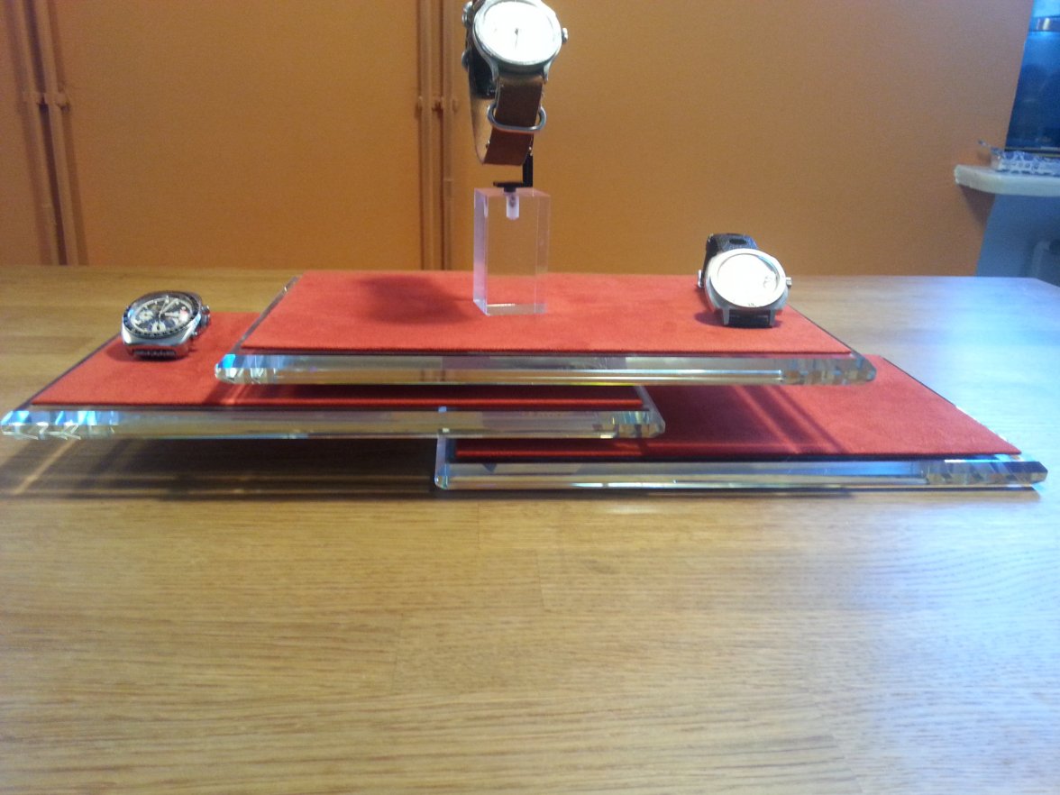 WITHDRAWN - Vintage OMEGA crystal stand FINAL OFFER | Omega Forums