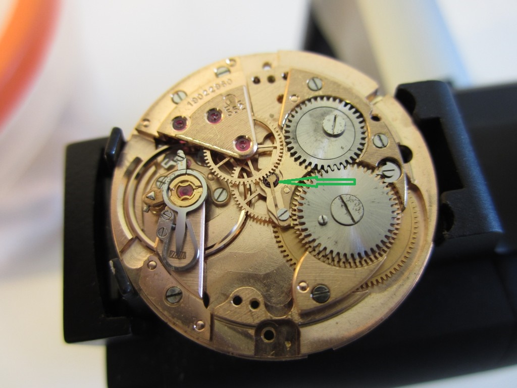 552 Movement mounting the second? | Omega Forums