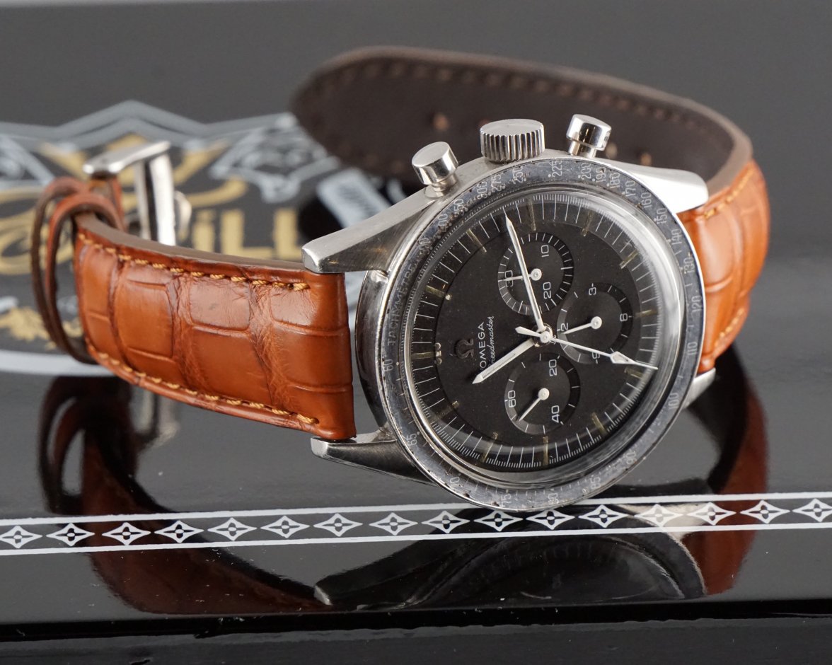 Thoughts on fitting a OEM black alligator strap/deployant to a vintage ...