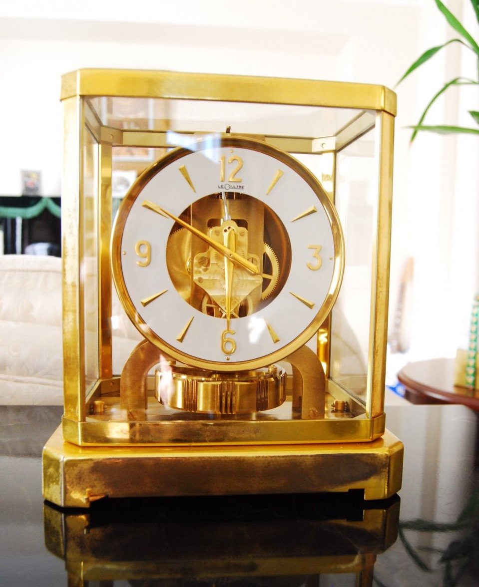 Is a "cheap" time-only JLC Atmos clock worth owning? | Omega Forums