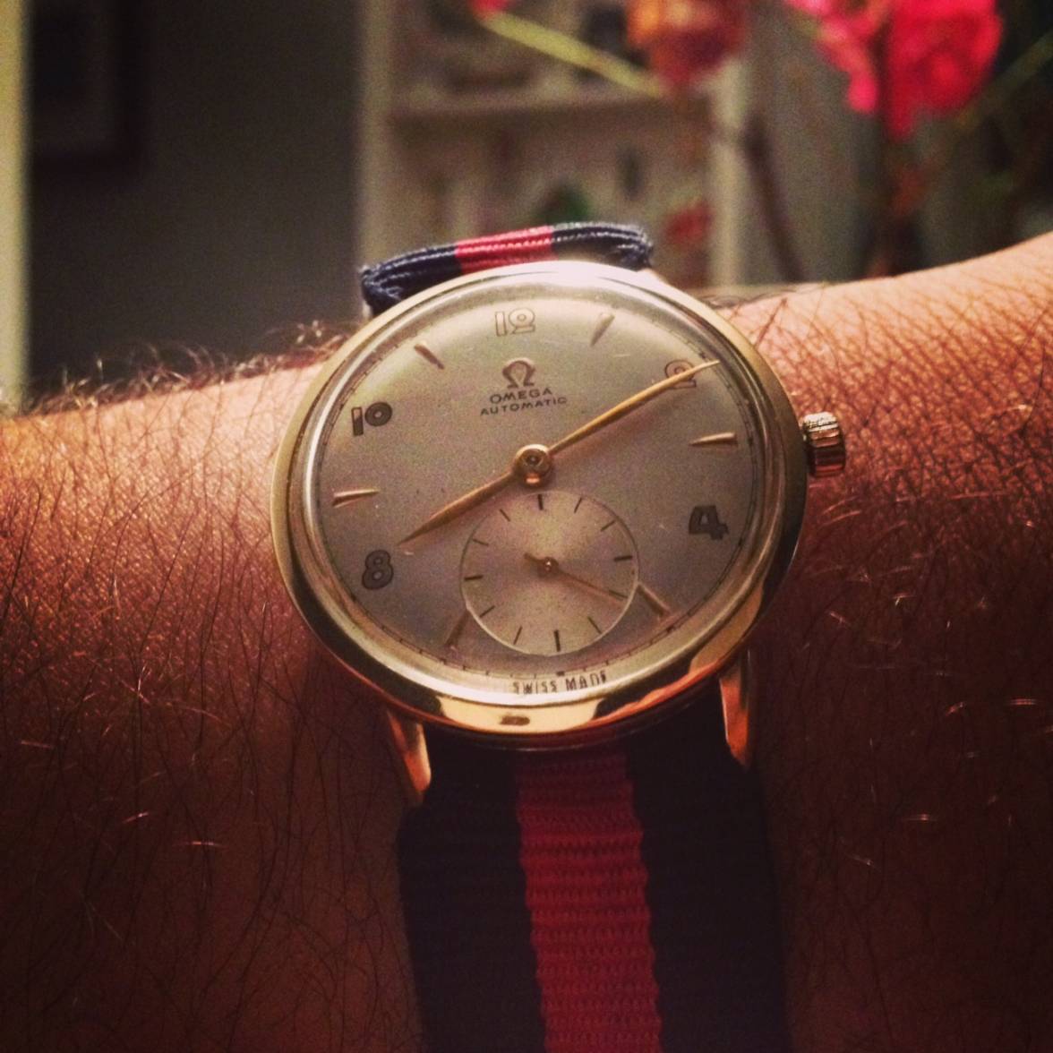 SOLD - Omega Bumper Ref. 2402, Cal. 28.10 | Omega Forums