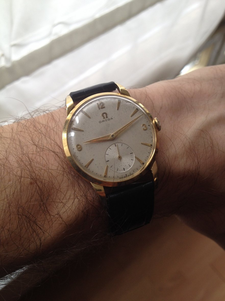 SOLD - Omega "Tresor" ref. 2685 cal. 266 solid gold 18 K | Omega Forums
