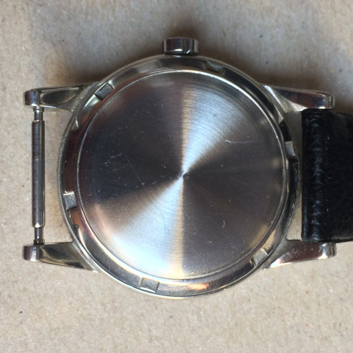 Help me to identify this vintage Omega | Omega Forums