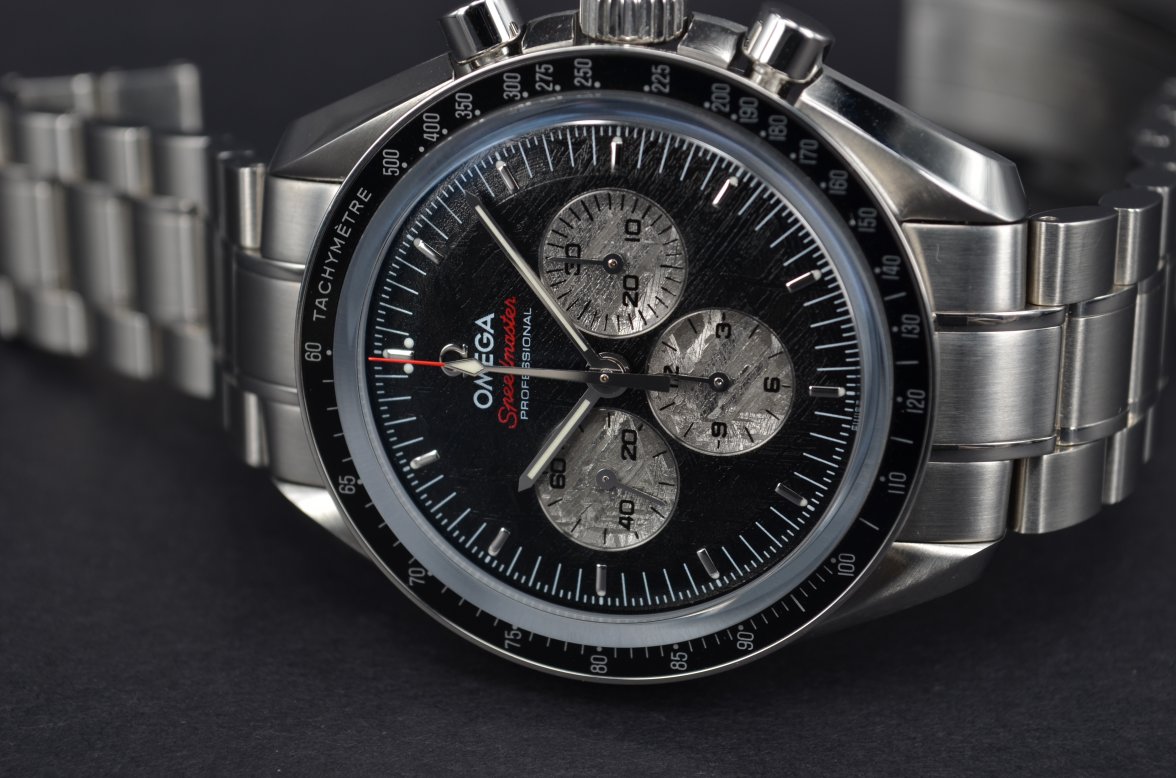SOLD - (1) Omega Speedmaster Apolo-Soyuz 35th Anniversary LE of 1975 ...