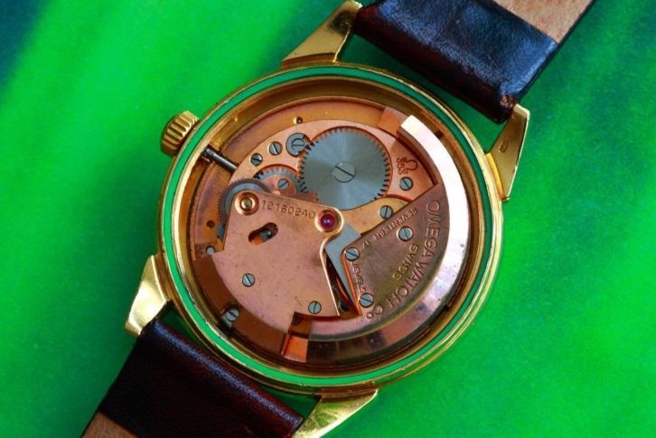 Advice please on this 18kt seamaster calendar caliber 353 | Omega Forums