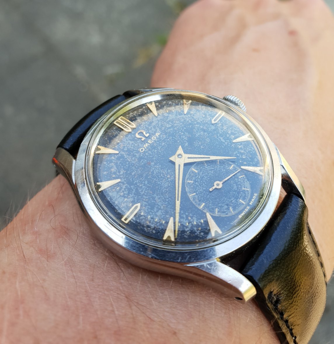 SOLD - 1954 Black Dial Omega 2639-14 | Omega Forums