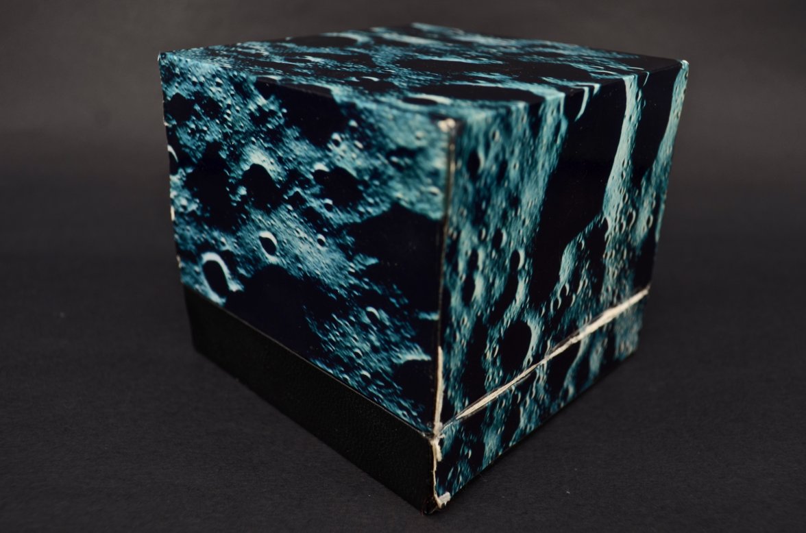 FS - Omega Speedmaster Moon Crater Box | Omega Forums