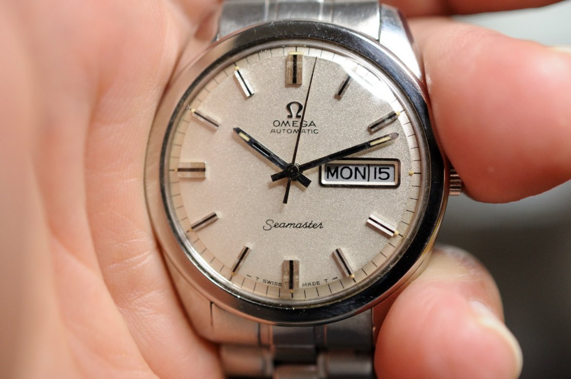 SOLD - Omega Seamaster 166.032 "Sparkle" Day/Date 1098/540 $950 USD ...
