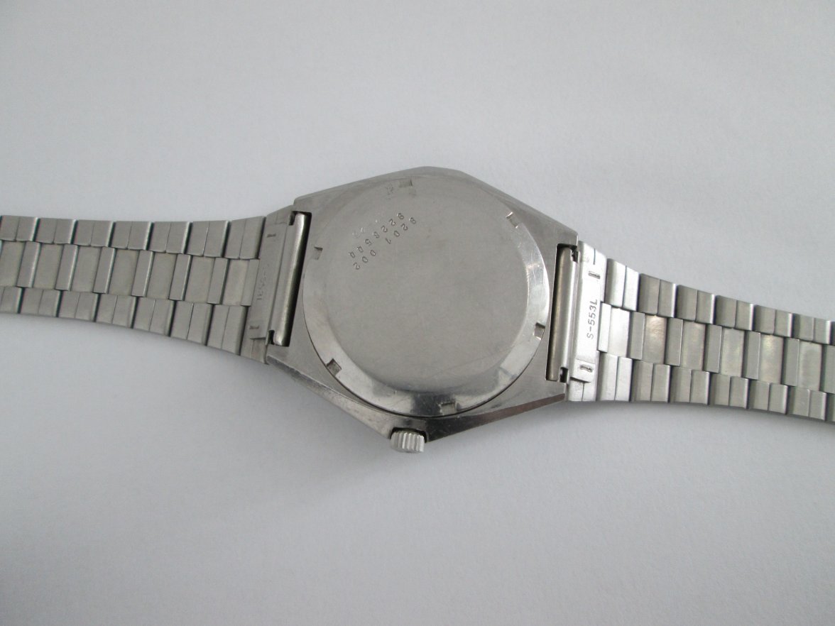 SOLD - 1972 Men's Certina Cal. 29-252 39,5mm Quartz ETA ESA 9181 Swiss ...