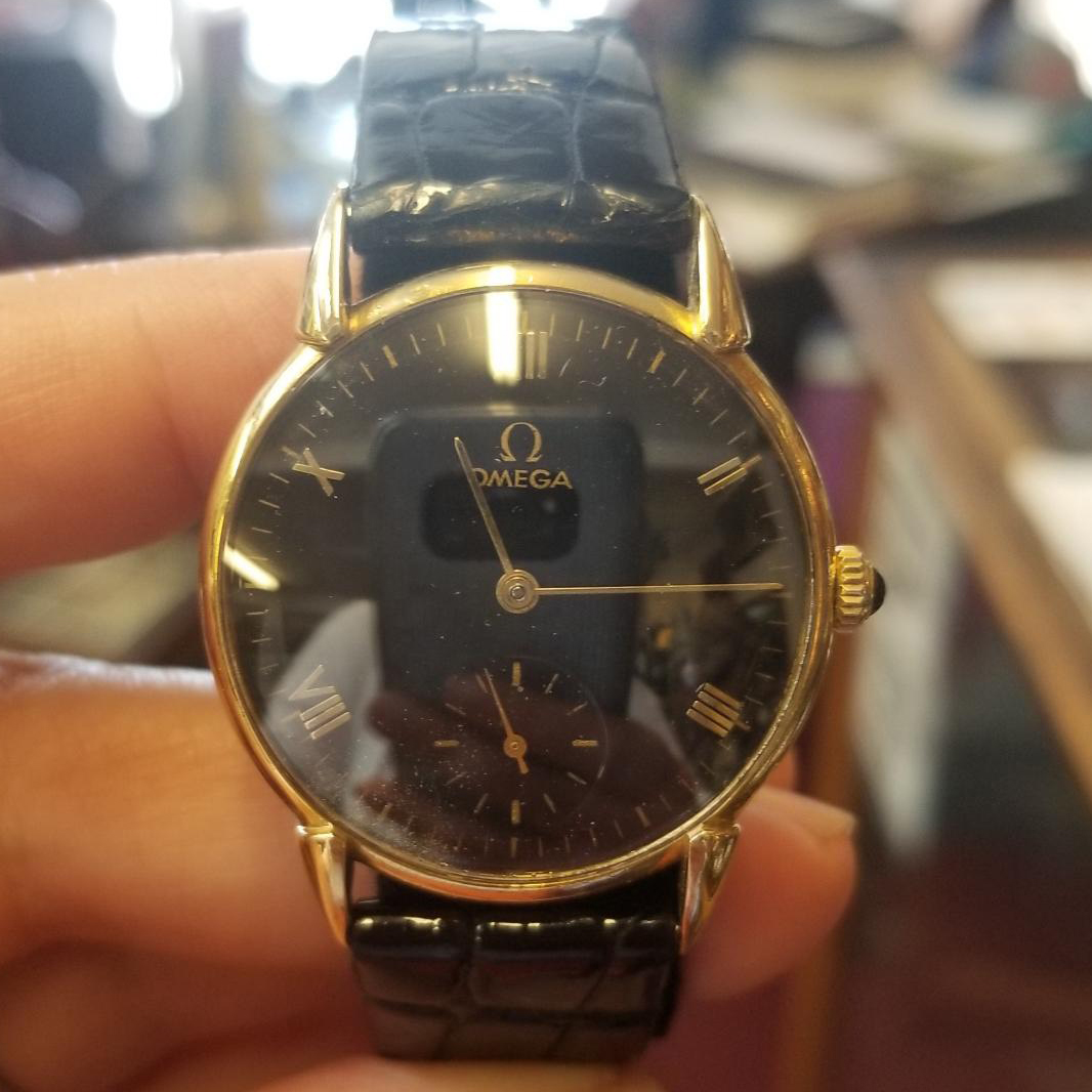 Vintage Omega 40's, 18K, Onix crown(?!) ... Help please! | Omega Forums