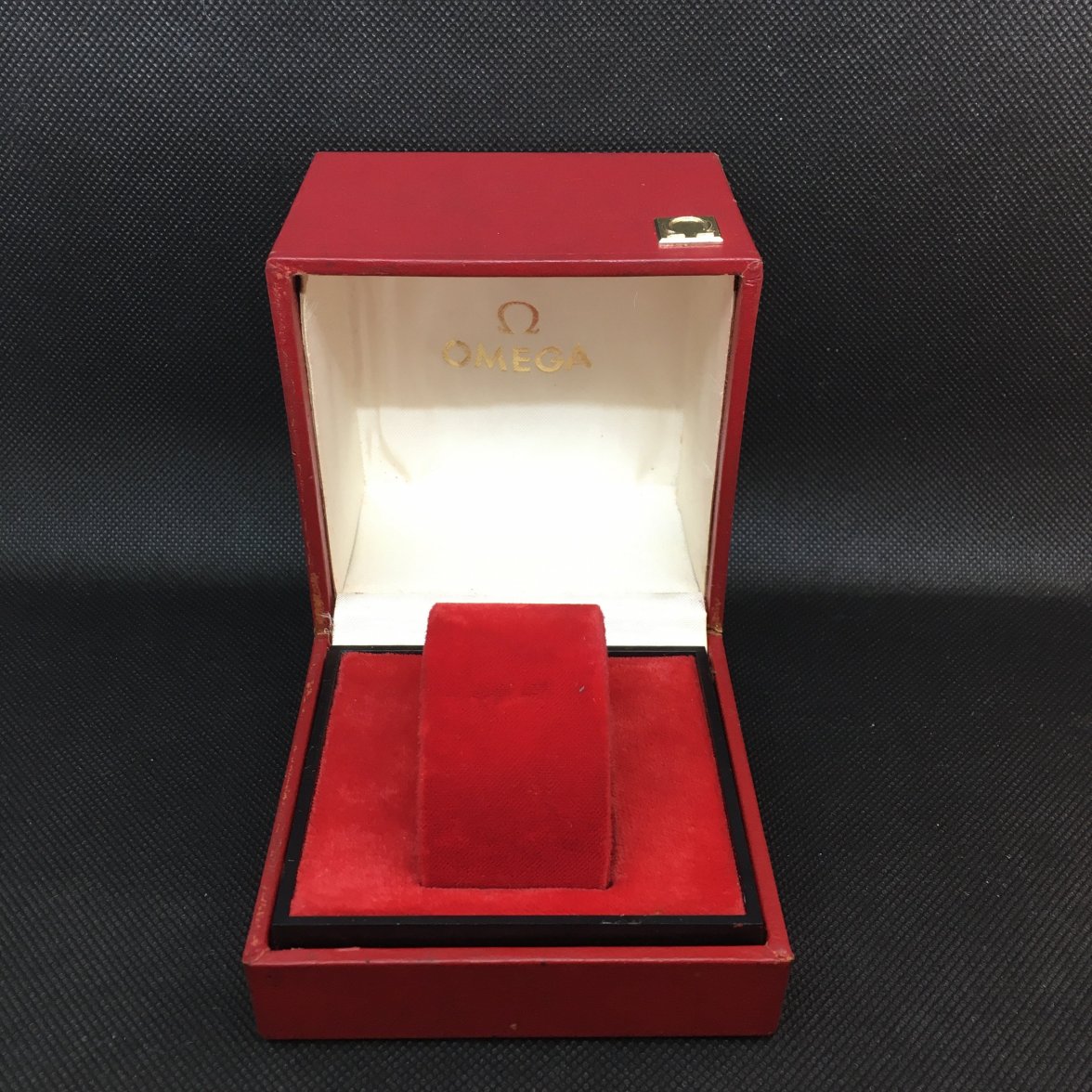 SOLD - Omega Vintage Red Cube Box | Omega Forums