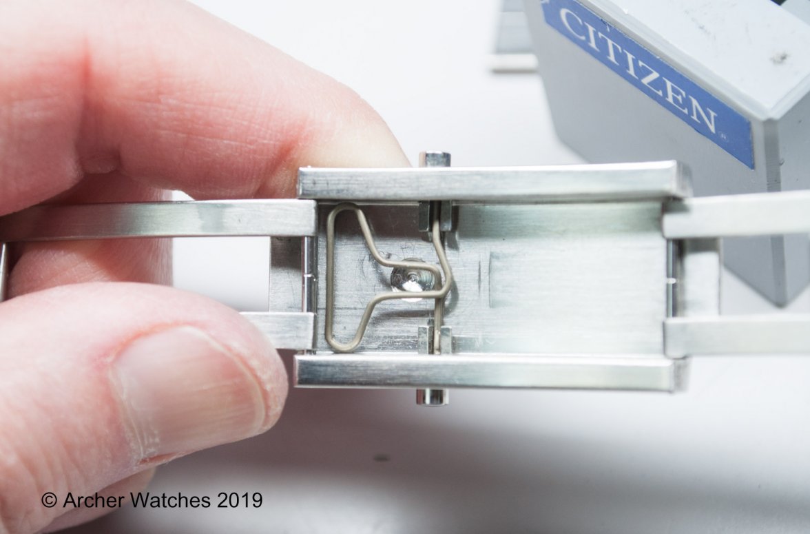 Was this a fake clasp spring? | Omega Forums