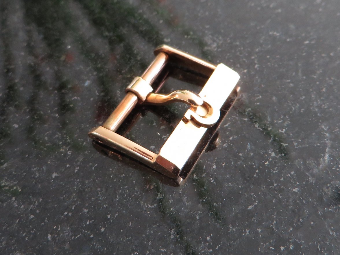 SOLD - - REDUCED - 18K Gold - 16-mm Omega Buckle and 18/16-mm Black ...