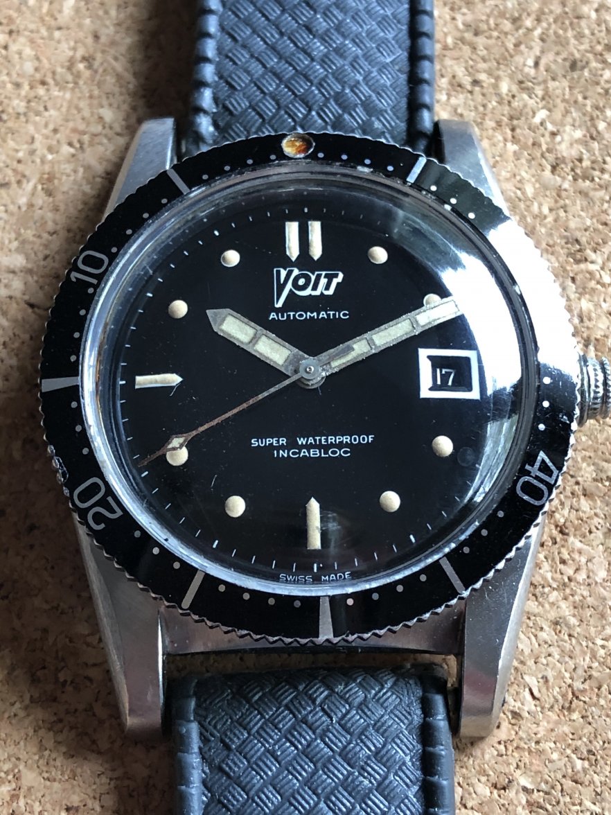 SOLD - AMF Voit Diver Gilt Dial 38mm Calypsomatic $1,595 | Omega Forums